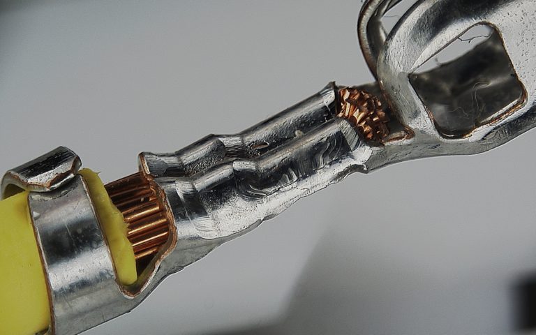 HRX-01 3D Digital Microscope – Hirox USA Inc.